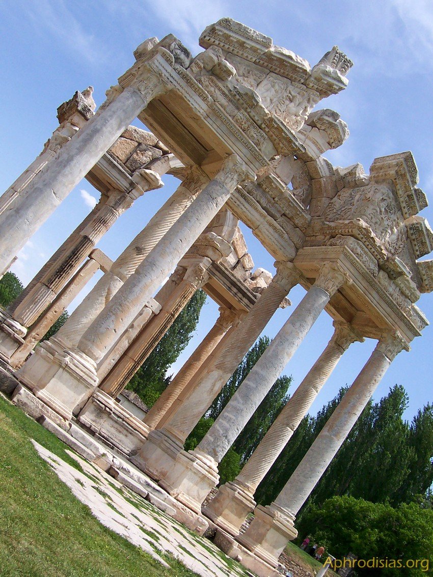 Tetrapylon - Aphrodisias Resimleri - Aphrodisias.org