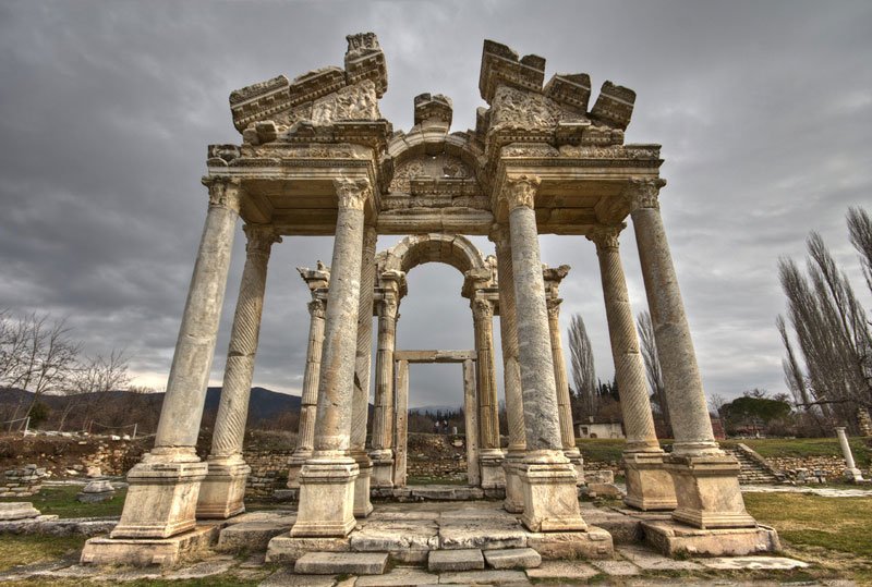 Tetrapylon - Aphrodisias.org
